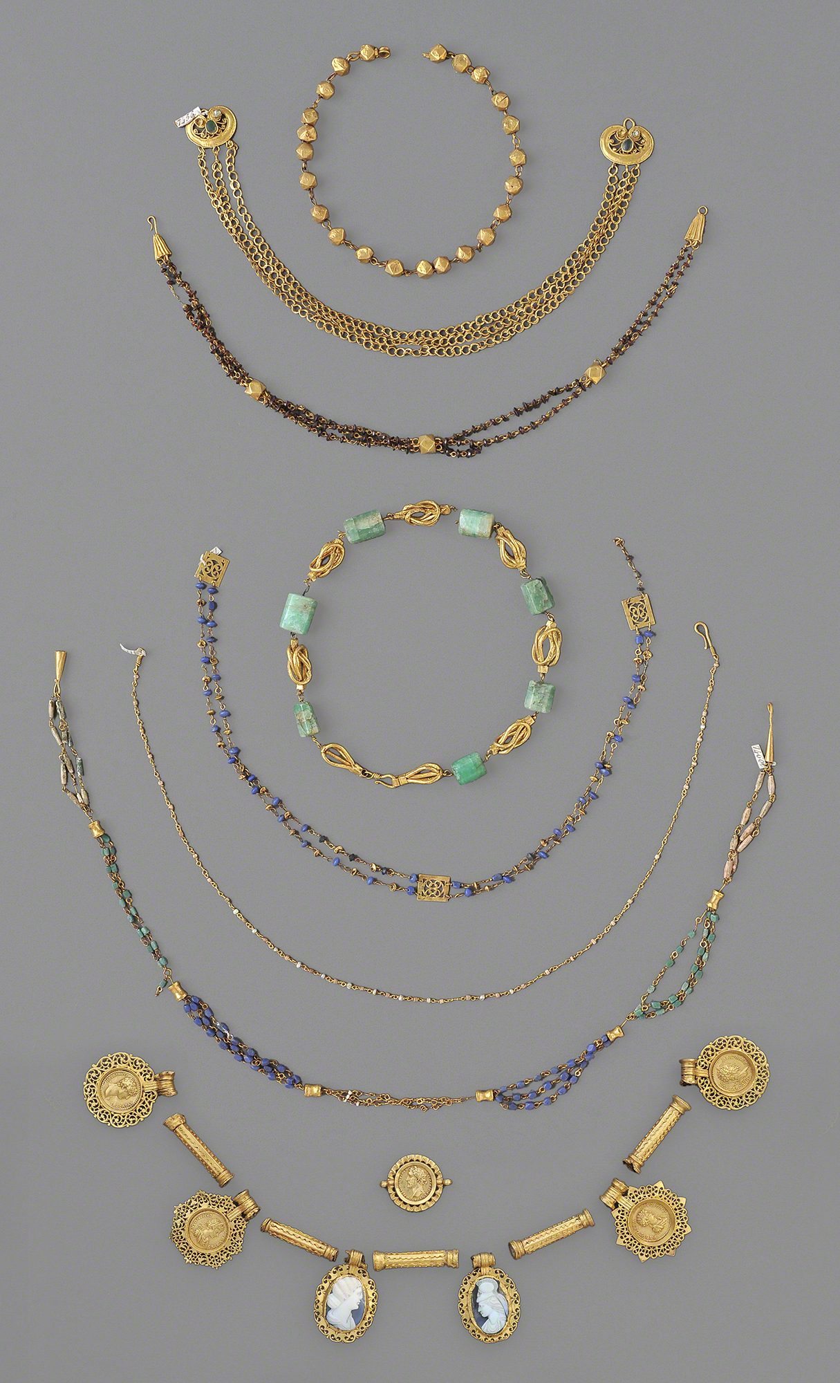 jewelry – World History et cetera