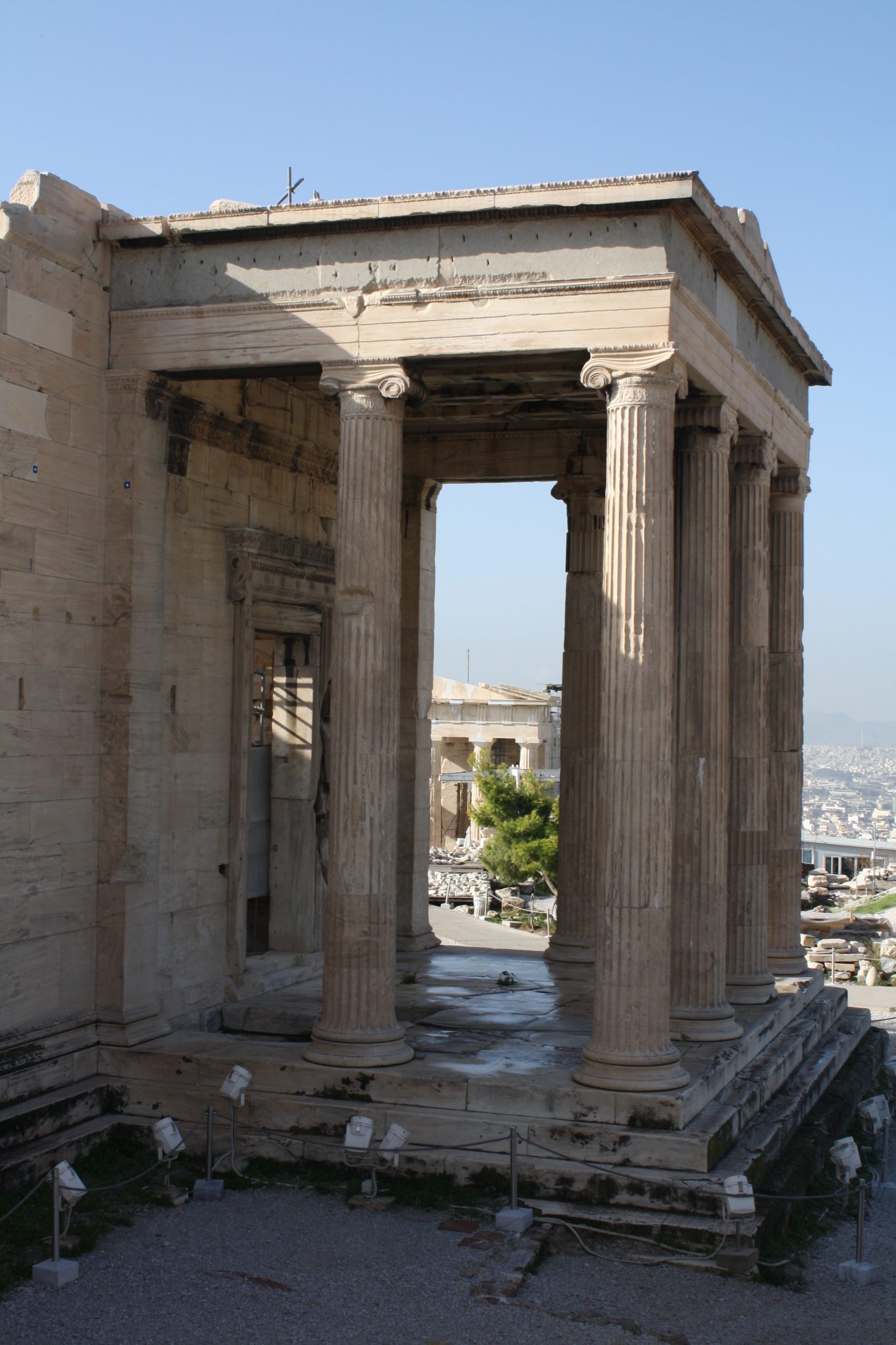 Best Views of the Erechtheion in Athens – World History et cetera