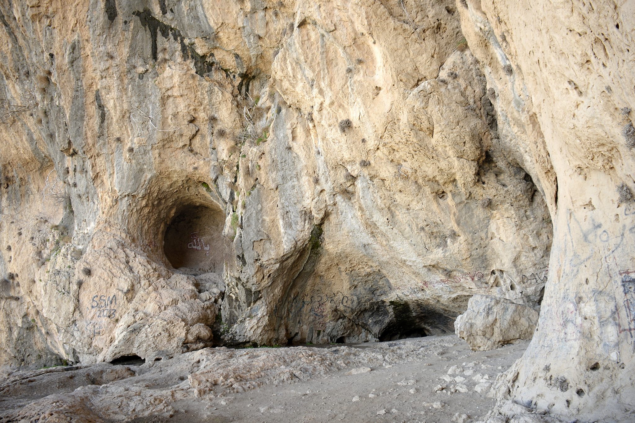 Paleolithic Caves in Iraqi Kurdistan – World History et cetera