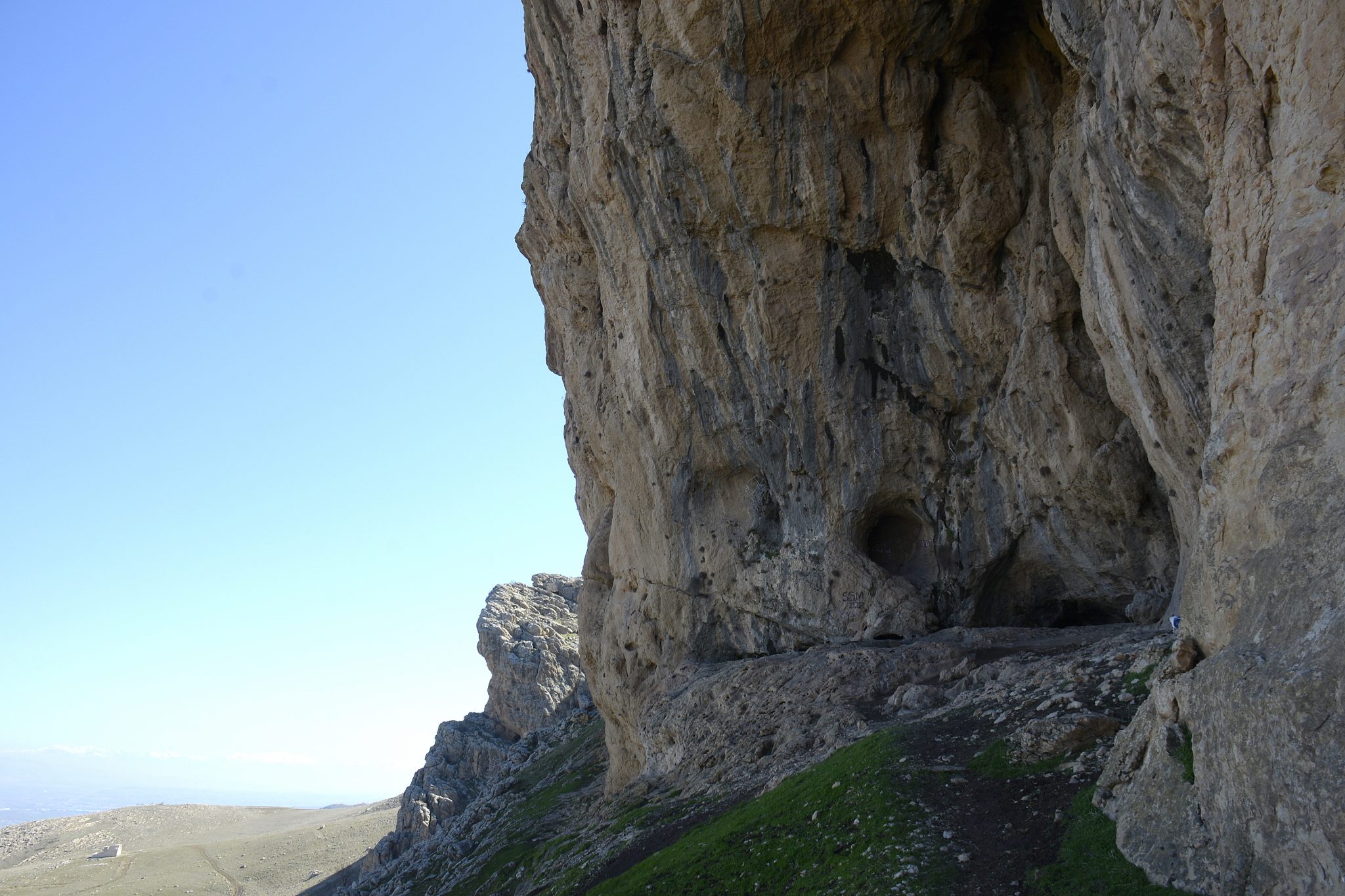 Paleolithic Caves in Iraqi Kurdistan – World History et cetera